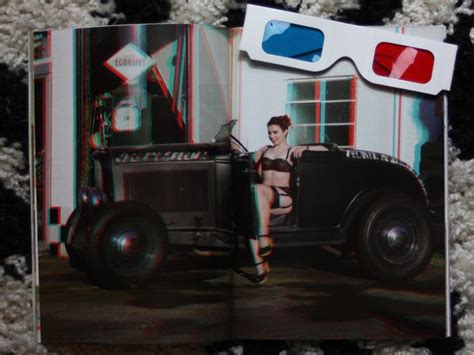 Ludella Hahn - Glimpse Magazine (UK) - issue 3 - 4 page spread in 3D feature, pages 18 & 19 ...