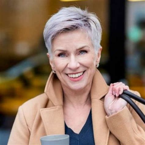 Petra Volz Short Hairstyles 3 Likeeed