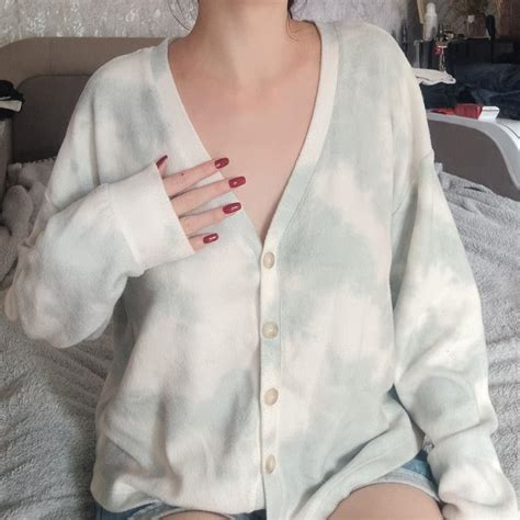 Кардиган оверсайз тайдай — ціна 200 грн у каталозі Кардигани Купити жіночі речі за доступною