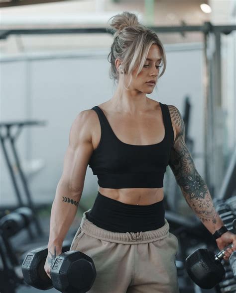 Michelle Basnett Rcrossfitgirls