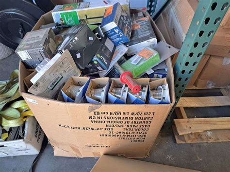 Box Of Assorted Lights And Folding Table Sierra Auction Management Inc