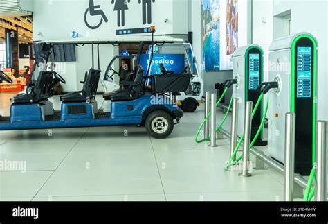 Iga Buggy Electric Vehicle Fast Charging Station In Istanbul Airport