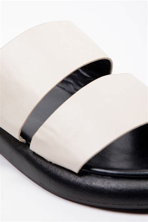 Sandalia Chister — Allie