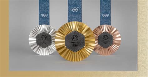 Как выглядят медали Олимпиады 2024 которые разработал великий ювелирный Дом Marieclaire Kz