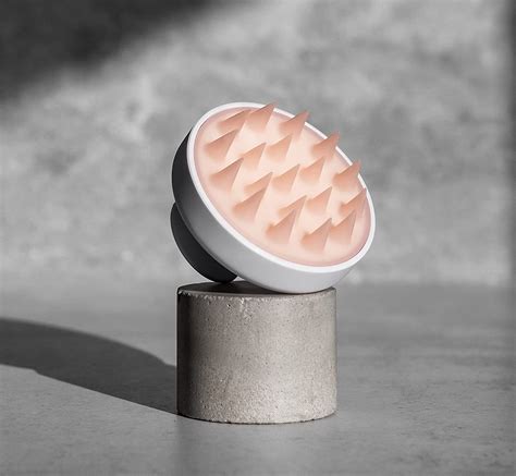 Scalp Massager Benefits Types And How To Use Them