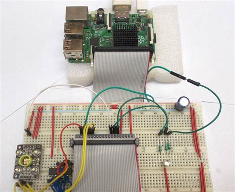 Colour Detector Circuit Using A Tcs3200 Sensor — The Magpi Magazine