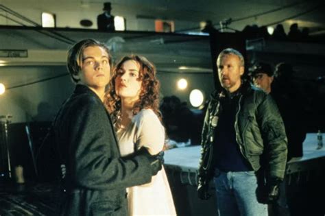 كاميرون يستذكر لقاءه بدي كابريو الذي كاد يفقده دوره في تيتانيك