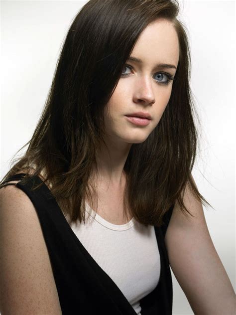 Bd Online Hollywood Actress Alexis Bledel Hot And Sexy Picture