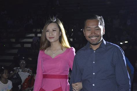 ເຈ້ຍ ປາຊີຟິກ ໂພສຂໍ້ຄວາມຫວານຊຶ້ງໃນວັນຄົນຮອບກວ່າ 15 ປີທີ່ຮັກກັນ ລາວໂພສຕ໌ Laopost