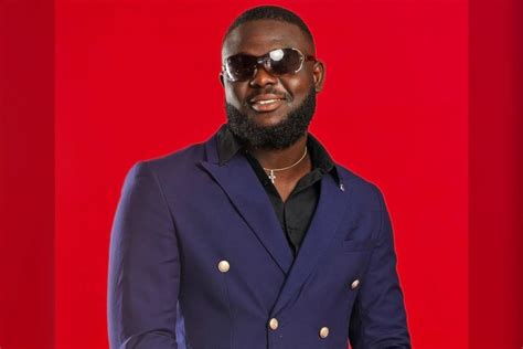 Ephrem Guinon Provoque Un Tollé Chez Nous Les Guéré Ton Frère Peut Mougou Ta Femme Yop L Frii