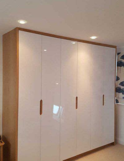 طراحی کمد لباس مدرن برای اتاق خواب