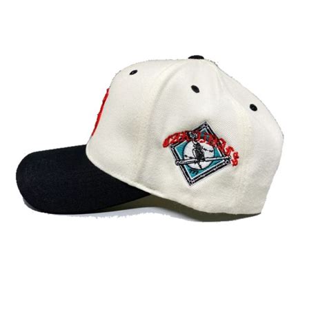 Kth Kill The Hype La Kth La Pre Curve Stl Snapback Whiteandblack Grailed