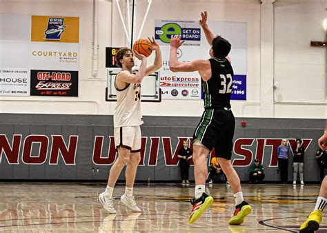 No 5 Mens Basketball Dominates Slippery Rock As Bazzoli Becomes