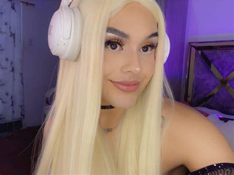 Bruce Naughty Cam Model Free Live Sex Show And Chat Stripchat