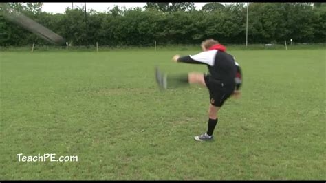 Drop Kicks Tìm Hiểu Đầy Đủ Về Kỹ Thuật Thể Thao Đặc Biệt