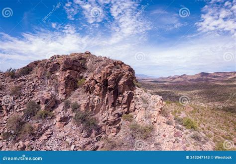 Paisaje Del Bosque Nacional De Tontos Con Hokam Ruinas Hillfort