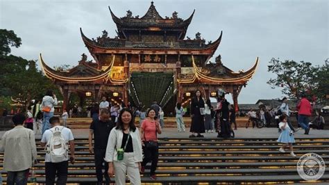 Seeing Dujiangyan Blue Tears In Daytime And Nighttime Chengdu