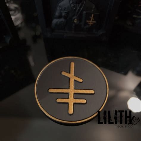 Church Demon Abara Wooden Altar Pentacle For Revenge Spells And