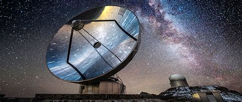 우주와 인간 의식 우리가 연결된 방식에 대한 탐구