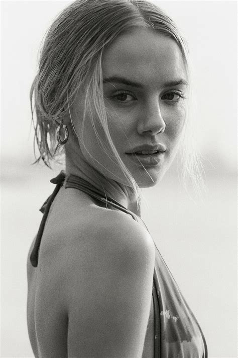 Elly Sharp Evolve Model