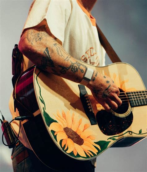 Scenestr Review Alex Warren The Riverstage Brisbane