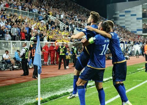 Fitorja E Kosovës Abdixhiku I Lumtur Ekip Që Luan Me Zemër Popull