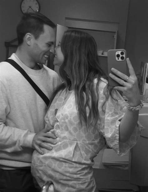 Eagles Receiver Britain Covey And Wife Leah Welcome Son