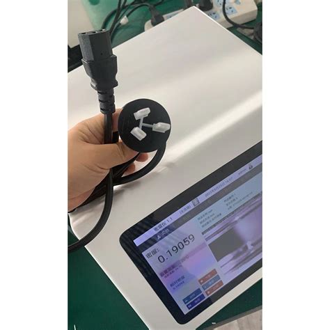 Laboratory D70 Digital Automatic Liquid Densitometer Turbine Oil Electronic Densimeter Oil