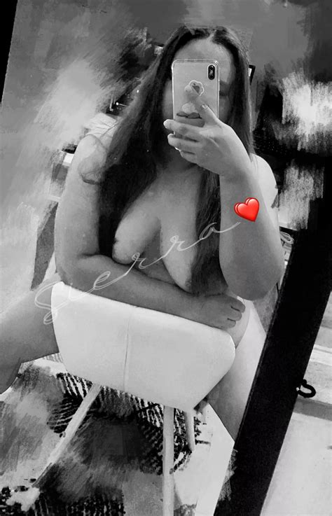 I Love My F Laws Nudes Phgonewild Nude Pics Org