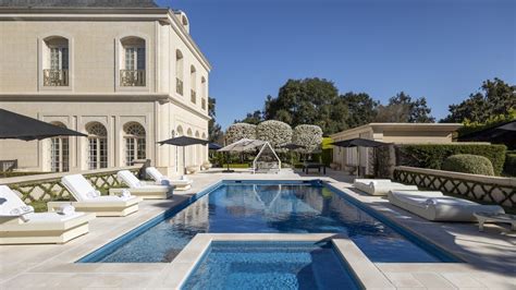 Famed Spelling Manor In Los Angeles Lists For 165 Million Fox Business