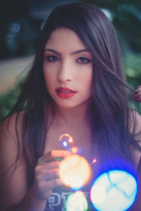 Woman With Both Hands On Shoulders · Free Stock Photo