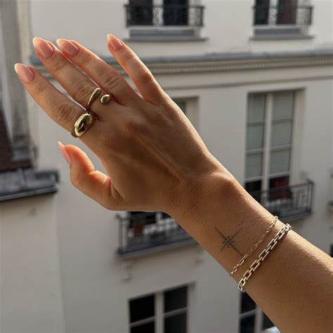 Twenty Compass Bijoux Minimalistes Et Tendances à Prix Justes