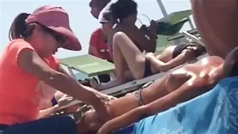 Sex Auf Einer Einsamen Insel Oder Fast Ich Lutsche Und Sie Erwischen Uns Amateur Lusttaste 4k