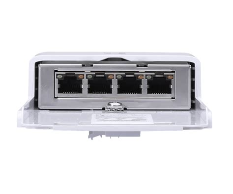Ubiquiti Nanoswitch Outdoor 4 Port 24v Passive Poe Powered Network Switch Connectecuk