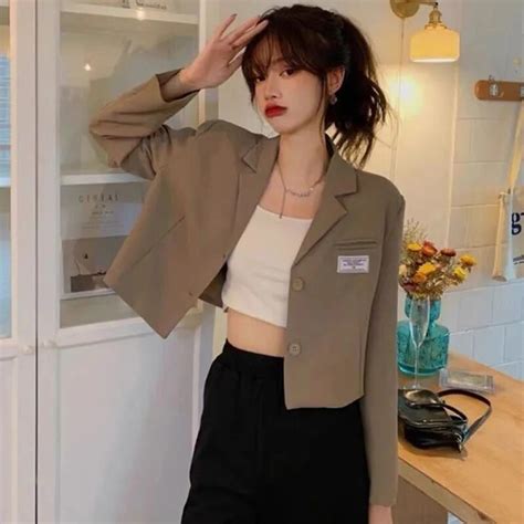 Badu Bg Пролет Лято 2023 г Тънък къс блейзър Женски корейски изрязани якета с дълъг ръкав за