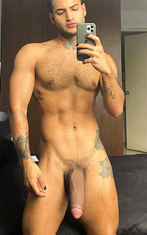 Monster Dick Selfie Houtex2019