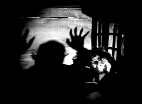 22 Terrifying S To Get You In The Mood For Halloween Nosferatu