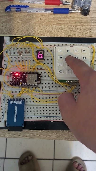 {弘正工作室} Esp32 4x4鍵盤控制並從共陽極七段顯示器顯示出按鍵值 Youtube
