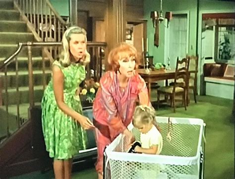 Samantha Endora And Tabitha Bewitched Agnes Moorehead Bewitched Tv Show Bewitching