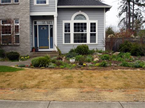 Watch Jacki Transform A Front Yard Lawn Into A Grass Free Garden Pith