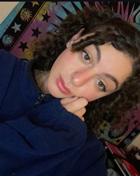 Bailey Kim Bailey Cara Artist Social And Portfolio Platform