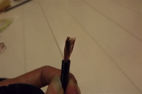 DIY ELECTRONICS PROJECTS DIY RCA Interconnect Cable