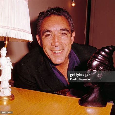 6152 Anthony Quinn Anthony Quinn Photos And High Res Pictures Getty Images