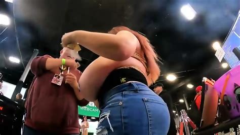 Demora Ksbdkdjzbdk Eporner