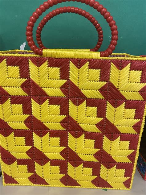 Arrow Design Plastic Canvas Bag