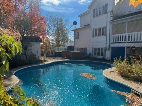 Parc Cavaland Sainte Marguerite Du Lac Masson Canada Villa Reviews