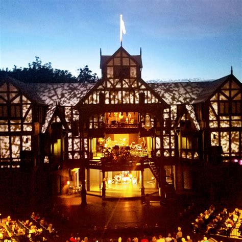 Things To Do In Ashland Oregon Explore Hidden Gems Wander Flag