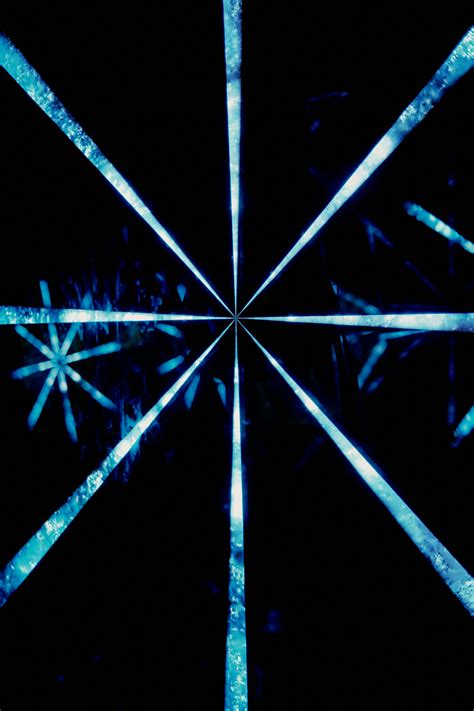별 모양의 물체의 검은색과 파란색 사진 사진 Unsplash의 무료 레이저 이미지