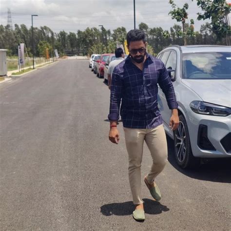 Arun Arunanand9 • Threads Say More