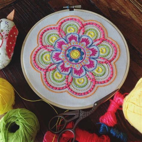 Bordado Mandala Etsy Embroidery Flower Embroidery Designs Compass